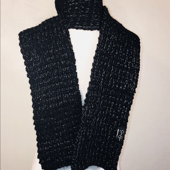 Jessica Simpson | Accessories | Jessica Simpson Blacksilver Scarfhat ...